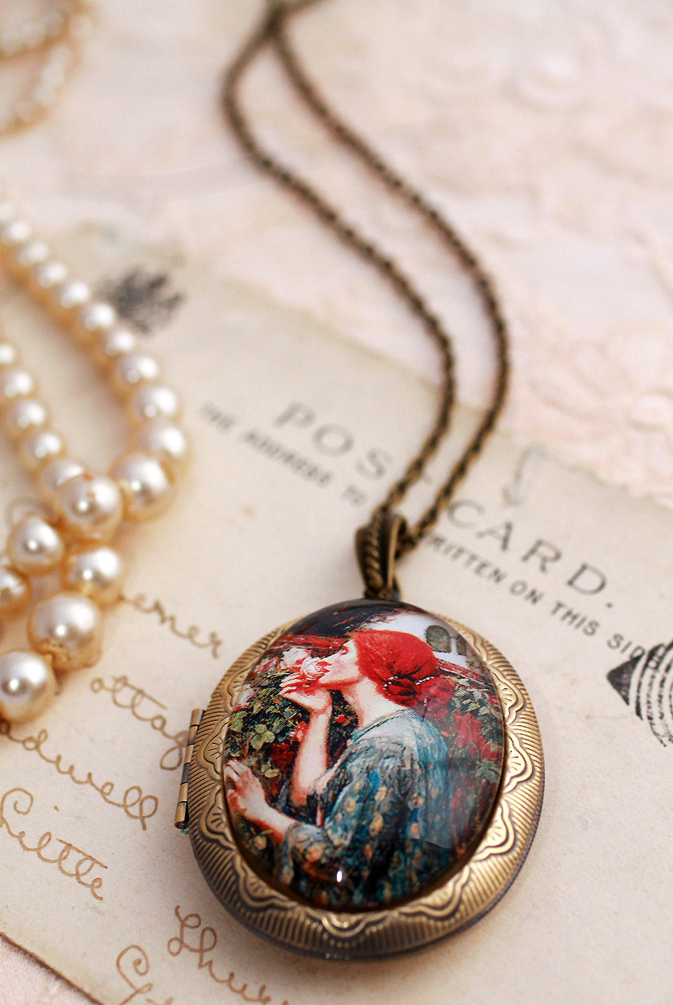 Pre Raphaelite Photo Locket, Bronze Picture Locket, Wearable Art ...